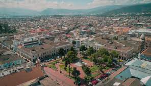 ¿Qué representa la urbe para su gente?