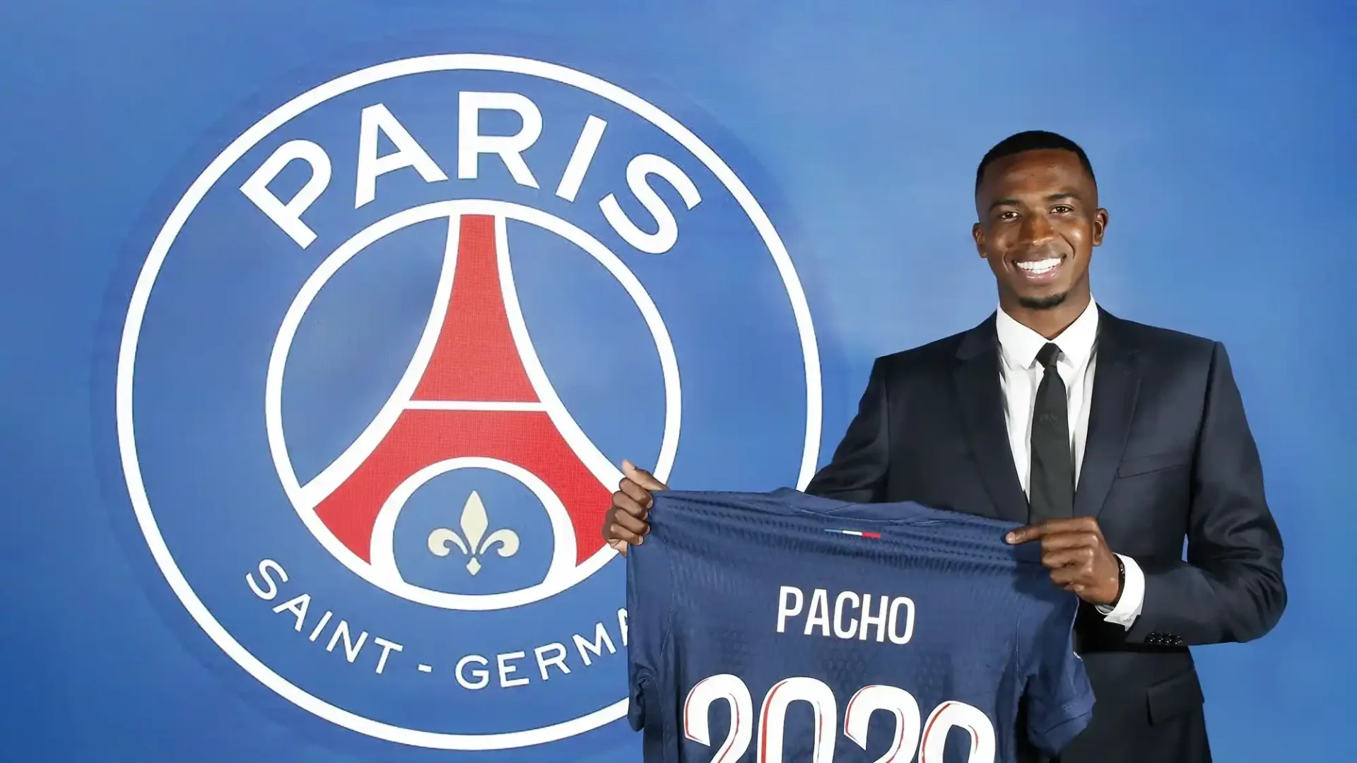 Willian Pacho: Primer ecuatoriano en unirse PSG - La Prensa Ecuador
