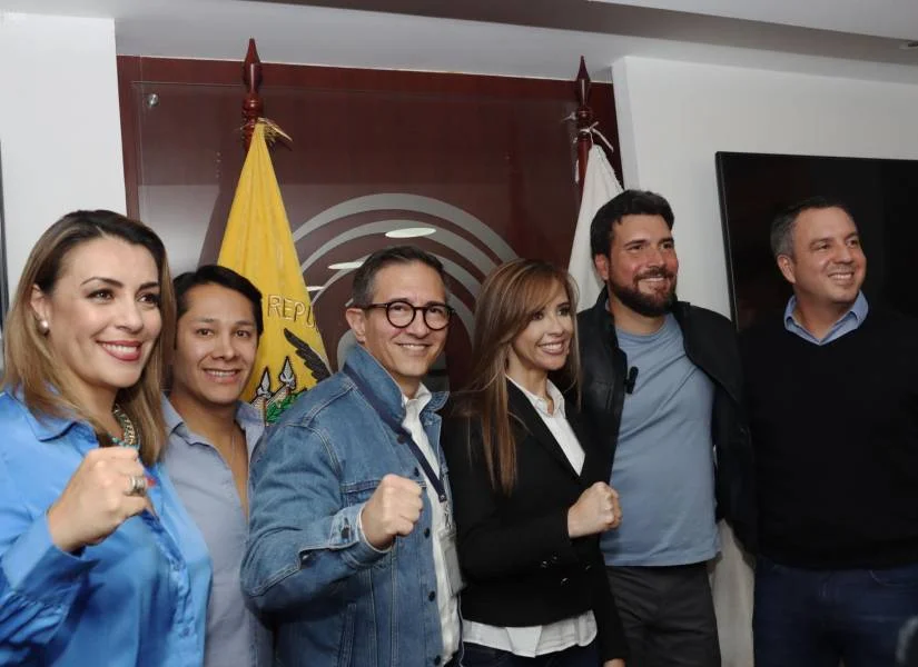 Jan Topic y Mishelle Calvache aceptan precandidatura presidencial - La ...