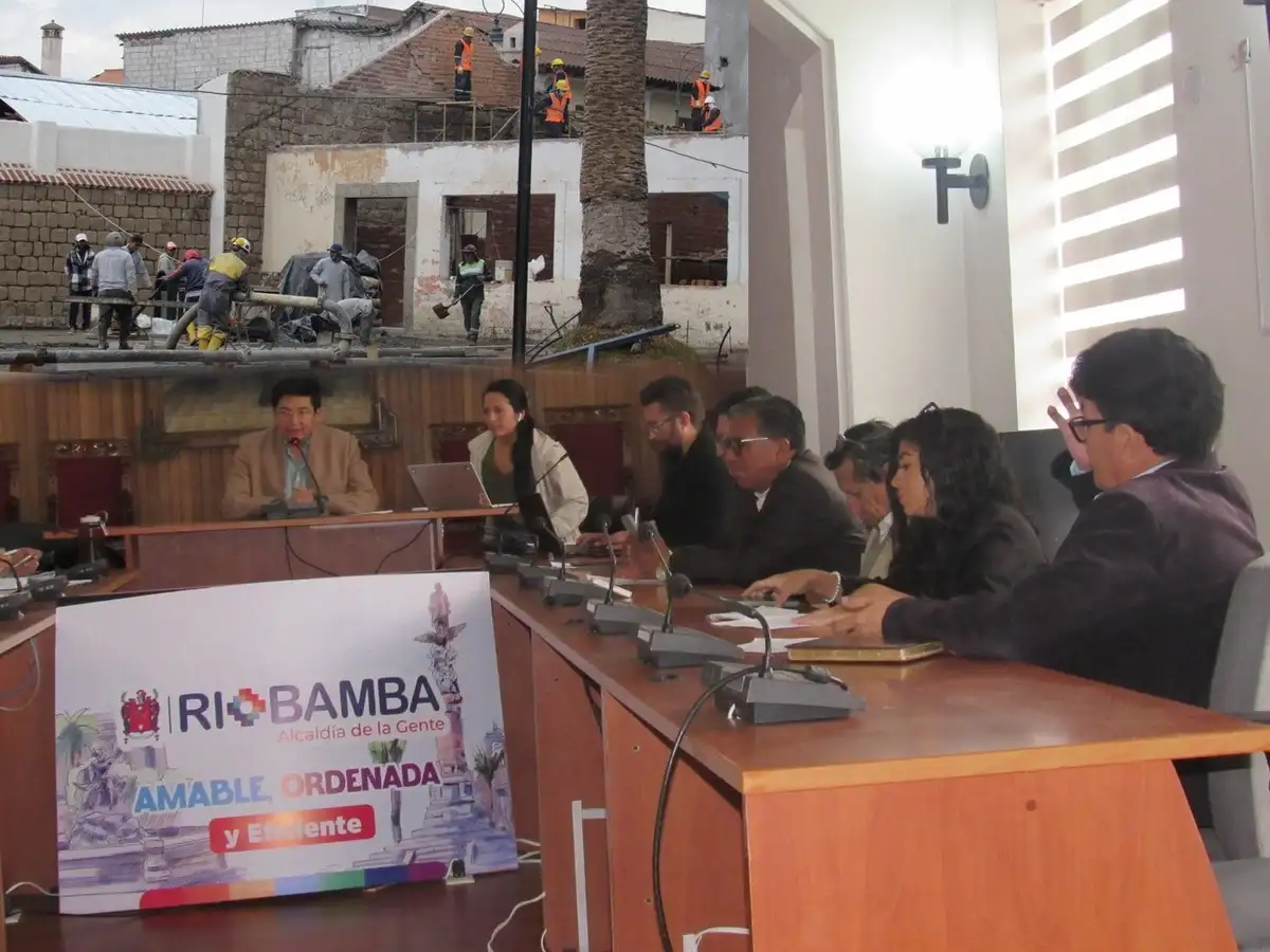 Alcaldía de Riobamba rehabilita sede del exClub Ferroviario - La Prensa Ecuador